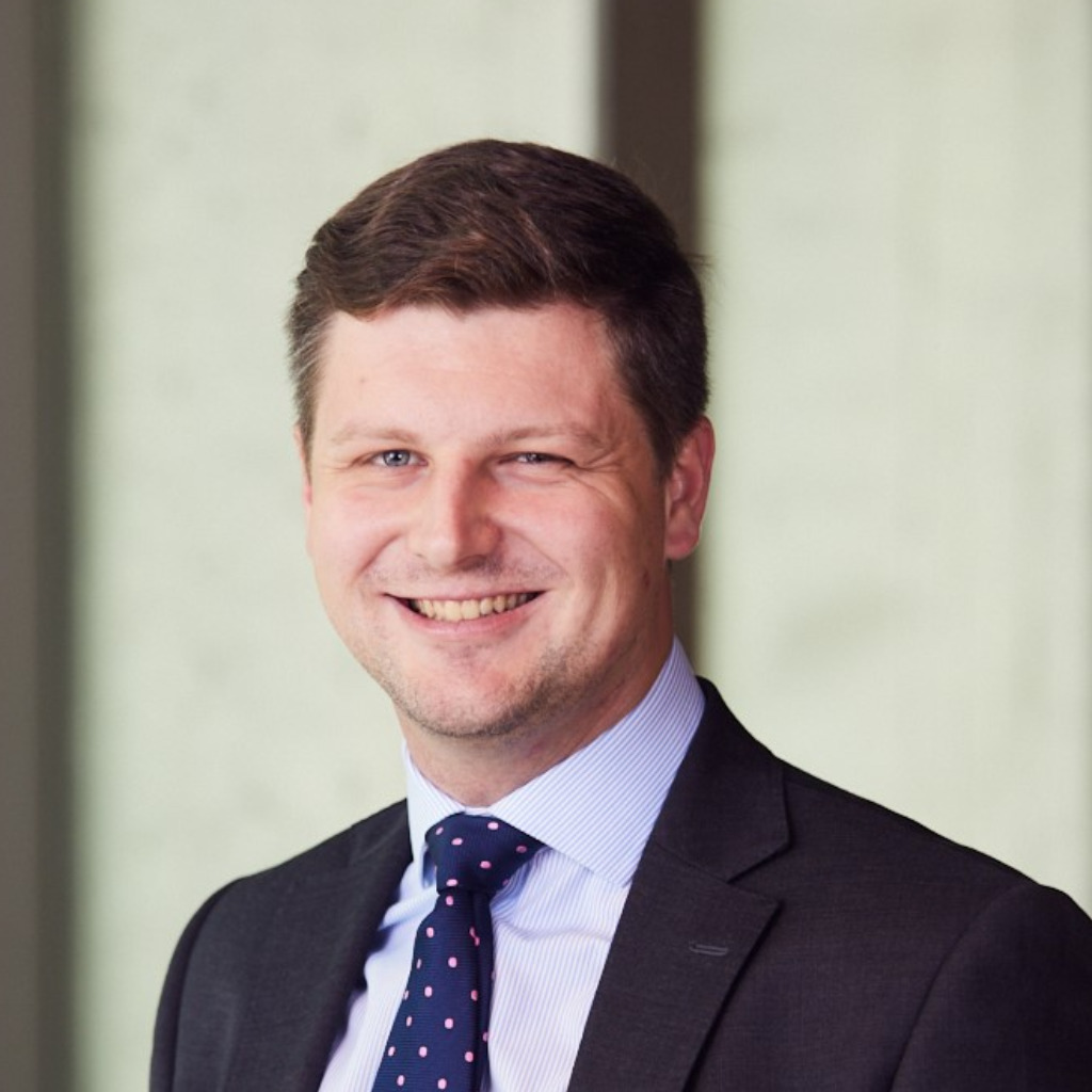 Christoph Bauerschmidt - Associate, Strategy Consulting - Strategy ...