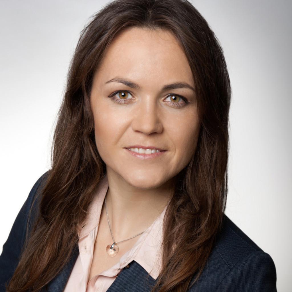 Susanne Eickhoff - Volljuristin - HUK-COBURG Lebensversicherung AG | XING