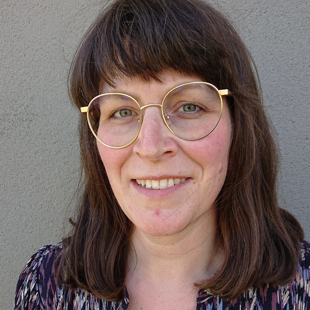 Lisa Vogel's Instagram, Twitter & Facebook on IDCrawl