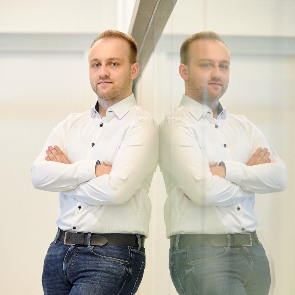 Ing. Peter L. Feiser - Business Development Manager - Moosleitner GmbH ...