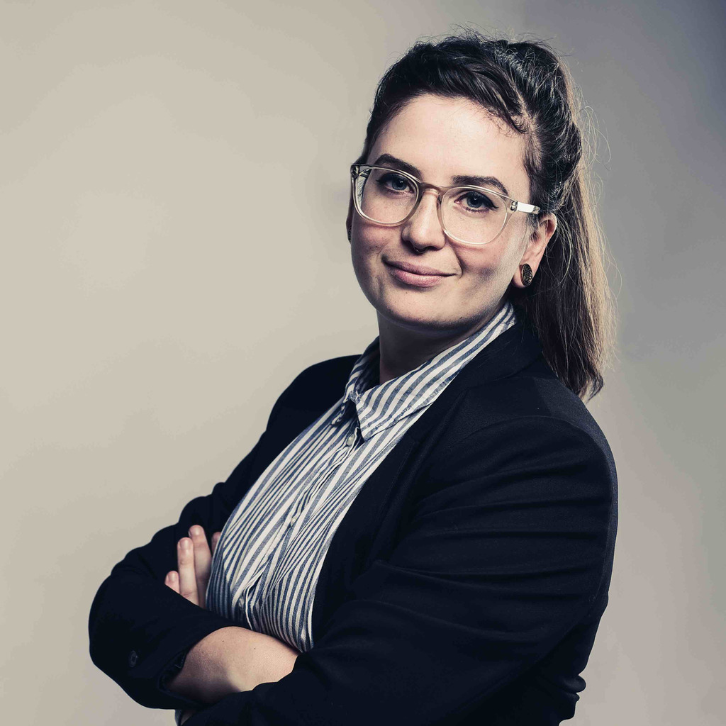 Sabrina Schick - Fachkraft Emissionshandel - Deutsche Edelstahlwerke ...