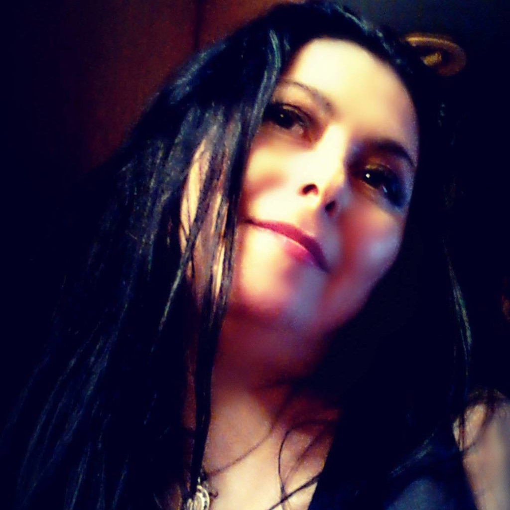 Angela Rivera's Instagram, Twitter & Facebook on IDCrawl