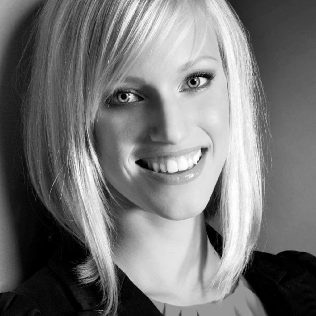 Alexandra Hirsch - Vice President Sales & Activation - Ströer Media ...