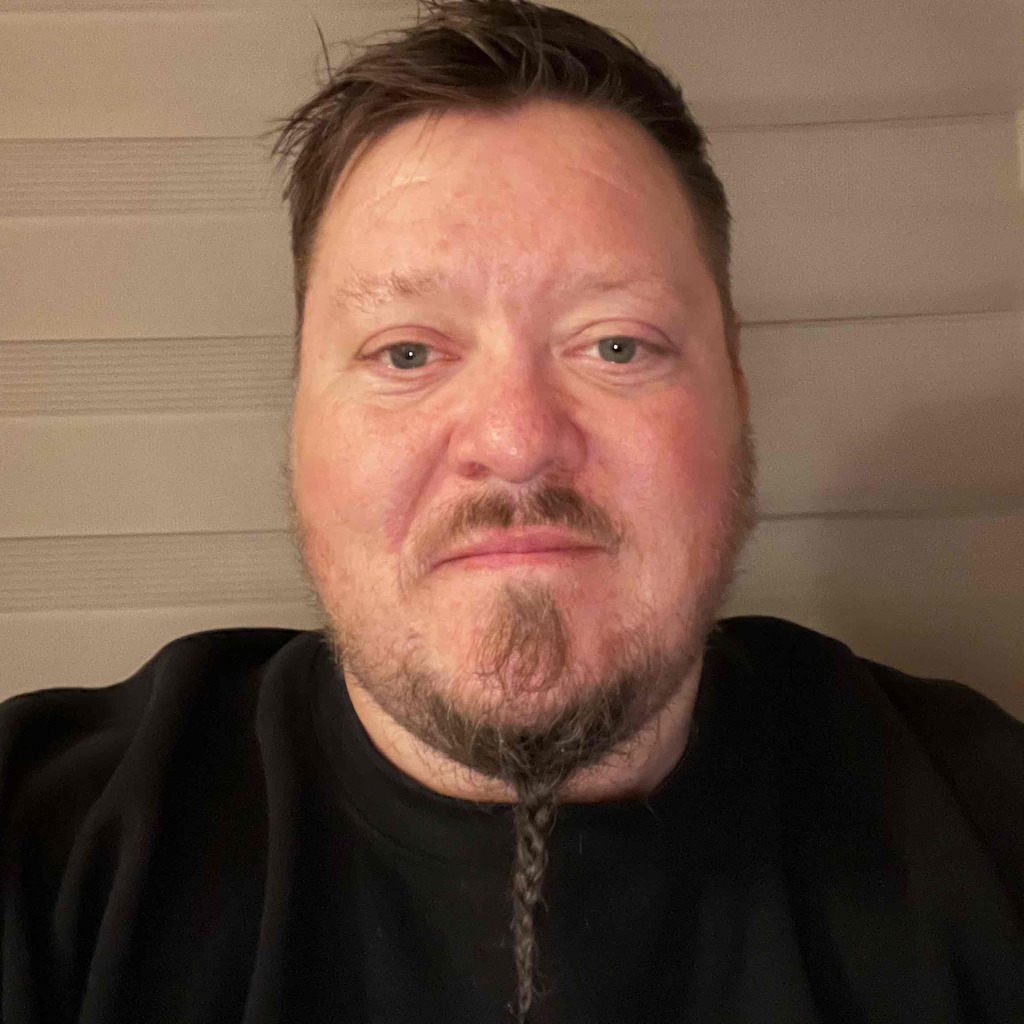 Roman Schwartz's Instagram, Twitter & Facebook on IDCrawl