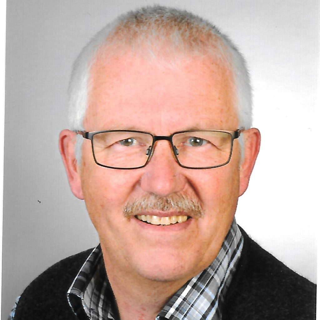 Manfred Schmidt - Archivar des Amtes Trave-Land - Amt Trave-Land | XING