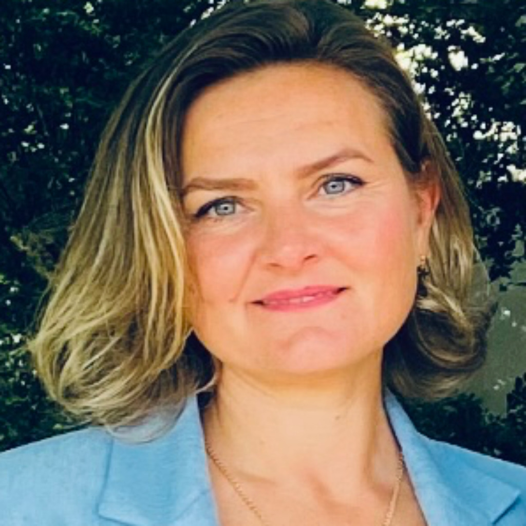 Anna Fuchs - Technische Zeichnerin im Gebäudemanagement - SWR Fernsehen ...