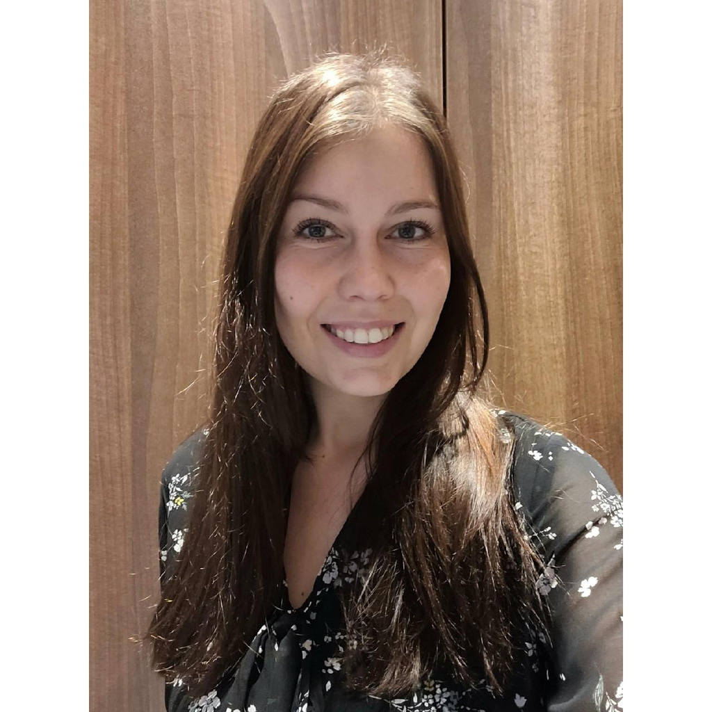 Katja Stiegler - Teamleiterin Vertriebsinnendienst - FRANKEN BRUNNEN ...