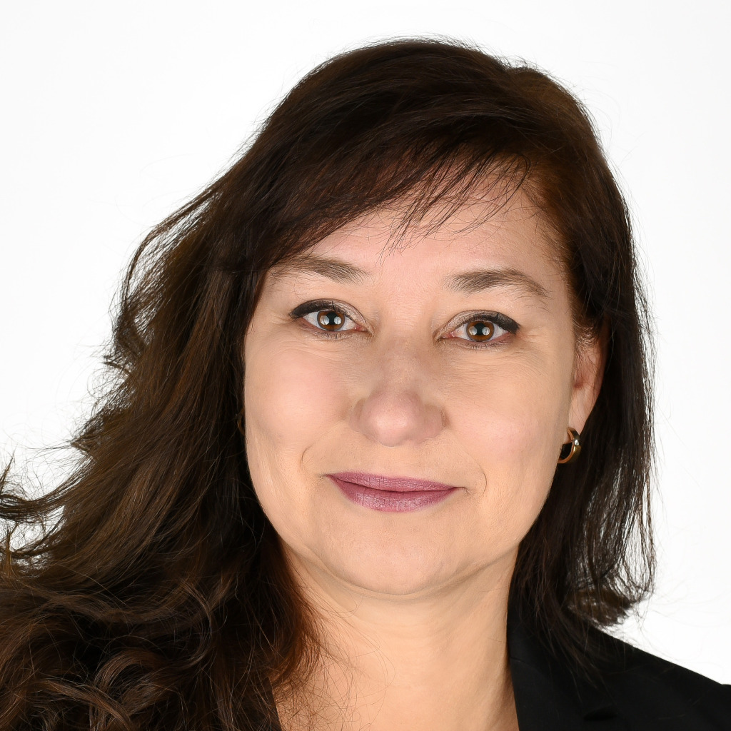 Manja Biel - Hauptgeschäftsführerin - Bauindustrieverband Hamburg ...