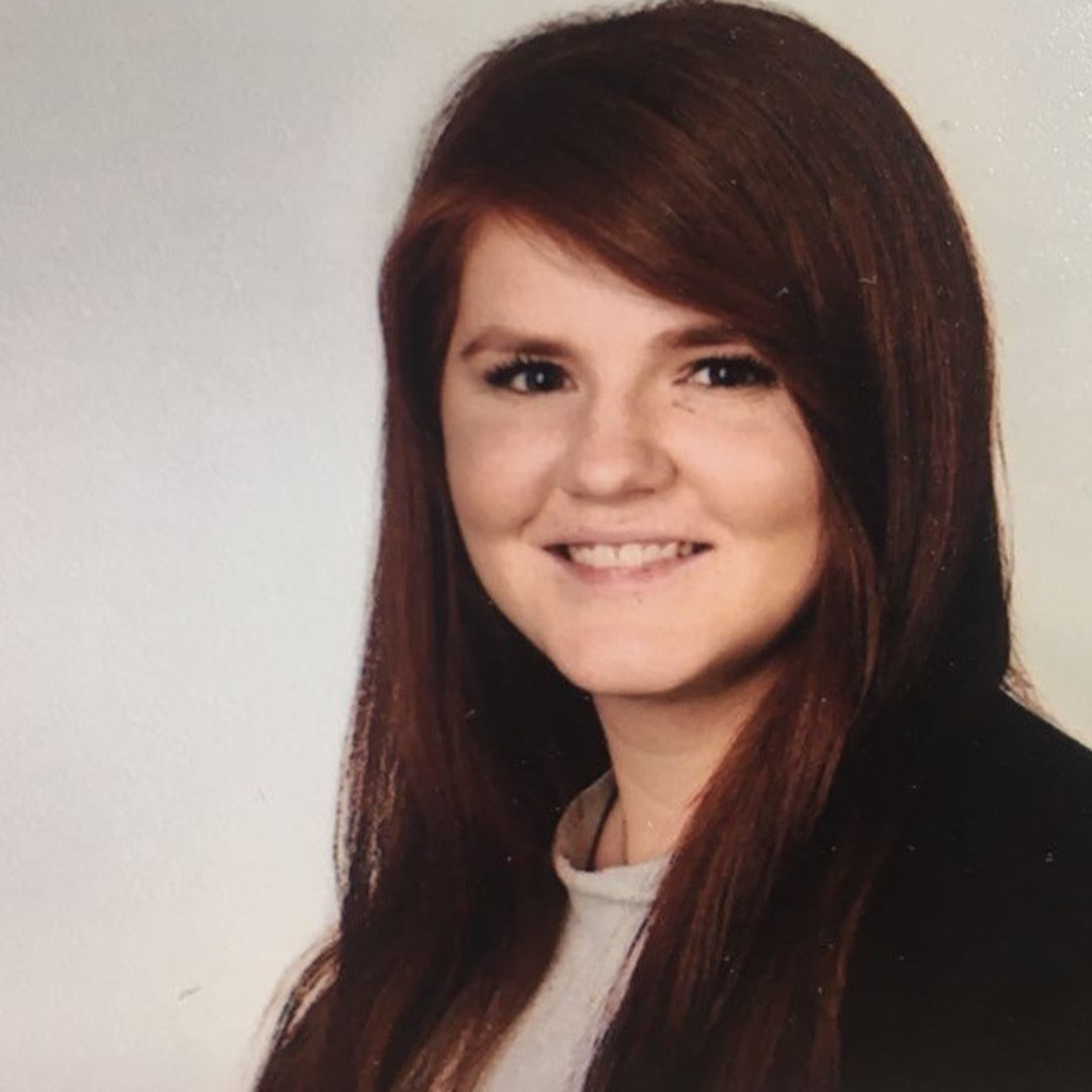 Natalie Zerr - Finance & IT - Universität Regensburg | XING