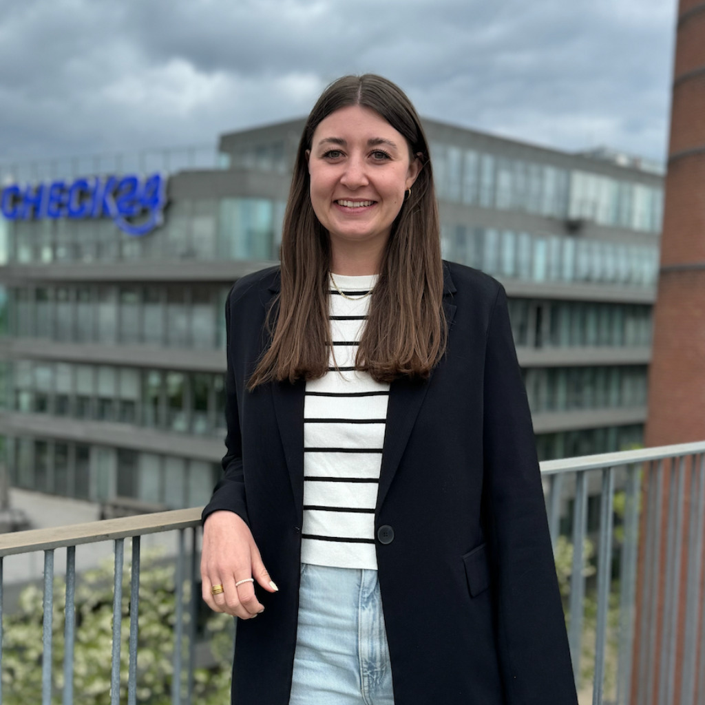 Laura Heck's Instagram, Twitter & Facebook on IDCrawl