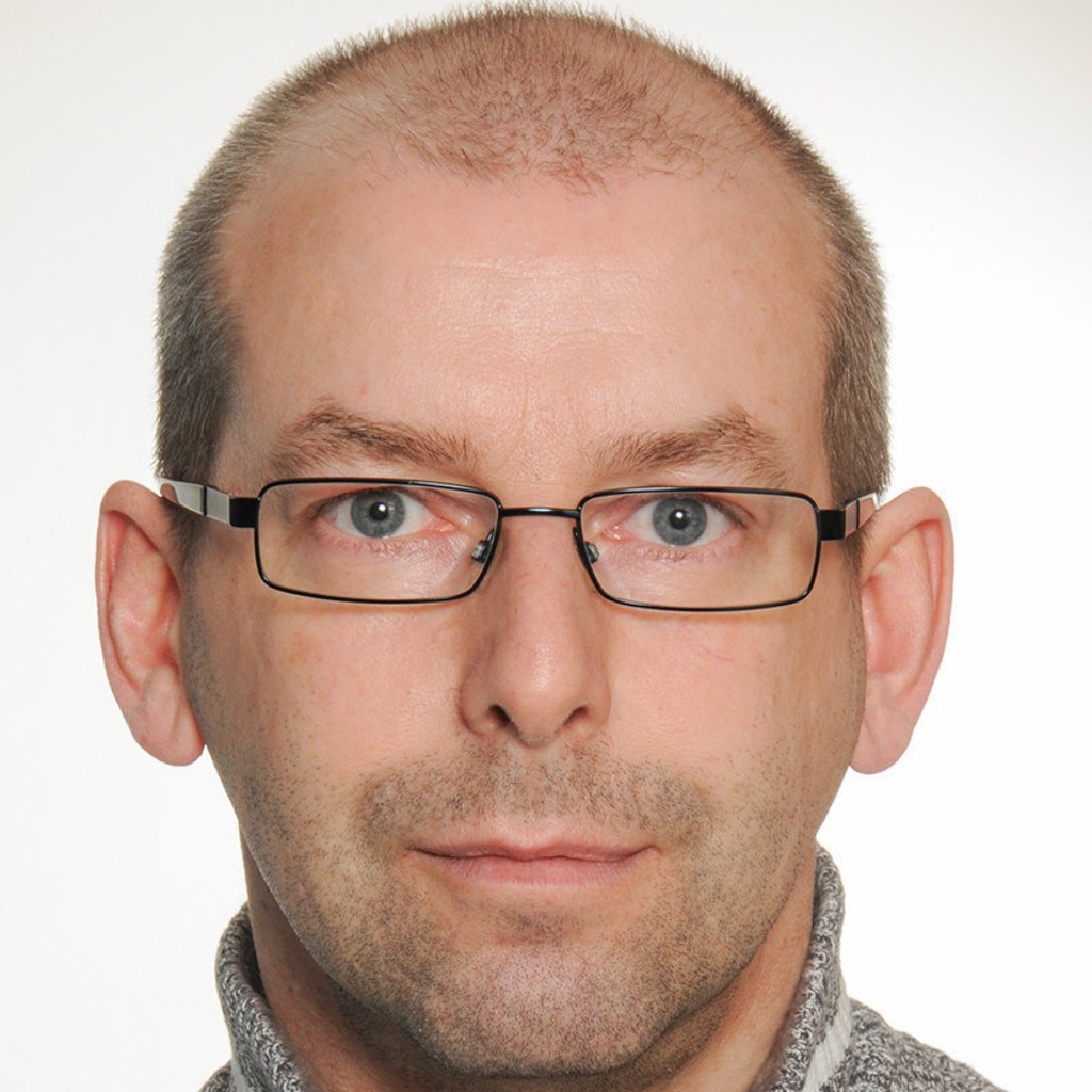 Thomas Mayer - Auf der Suche nach neuen Herausforderungen - AMS | XING