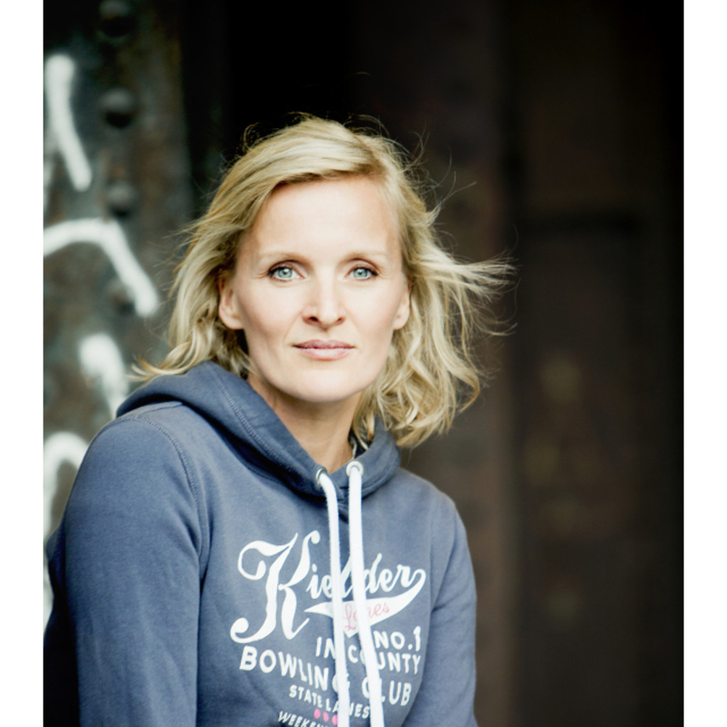 Mirja Mahir - Schauspielerin,Sprecherin/Coach/Fotograf - Mirja Mahir | XING