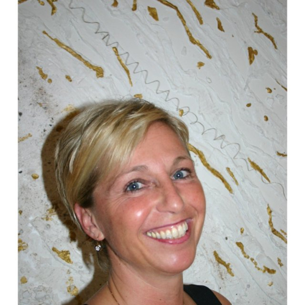 Laura Wunderlich's Instagram, Twitter & Facebook on IDCrawl