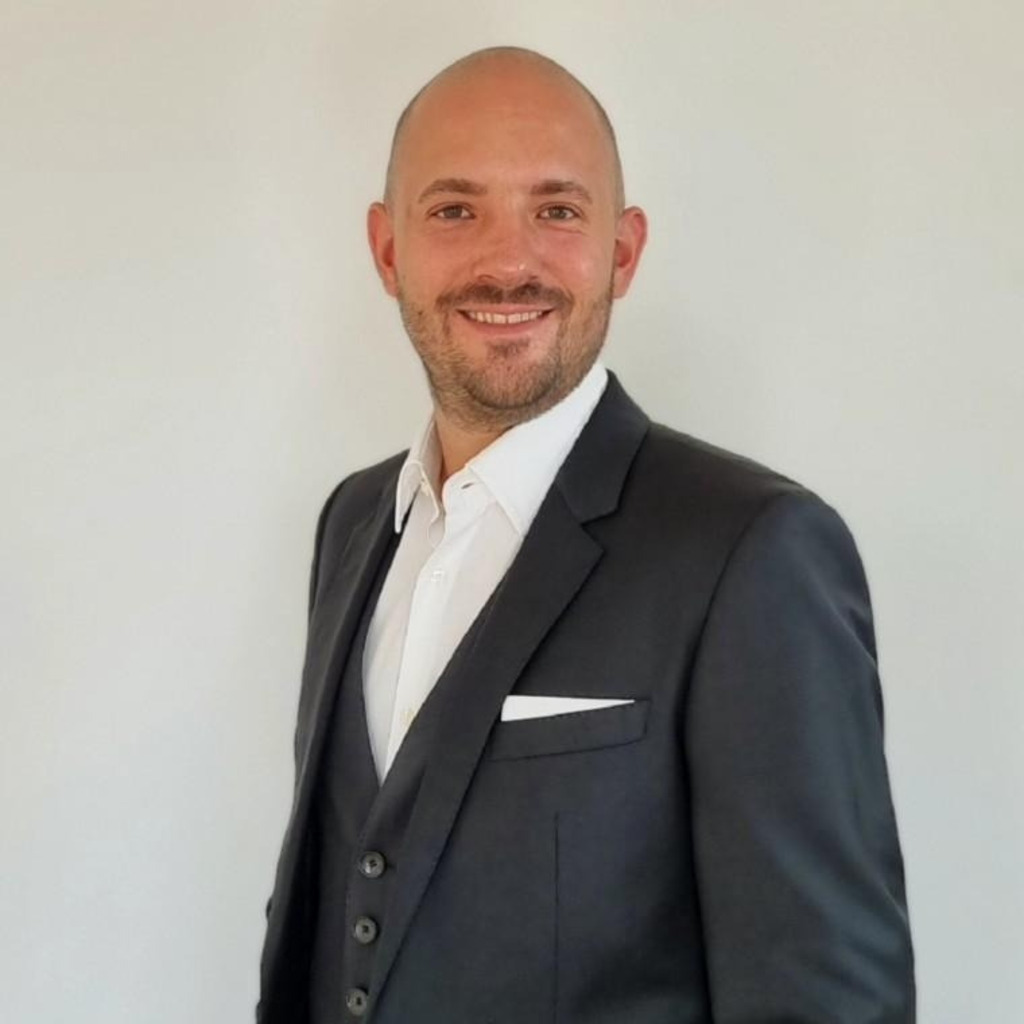 Dominic Schmidt in der Personensuche von Das Telefonbuch