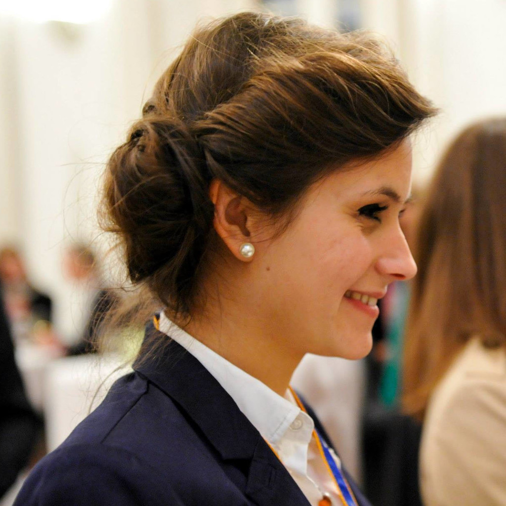 Victoria Berg's Instagram, Twitter & Facebook on IDCrawl