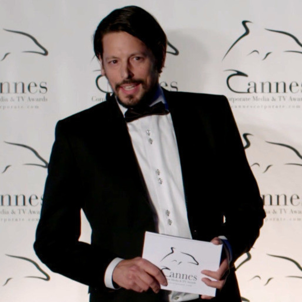 Fernando Tiberini - Multilingual Presenter - Voiceover Artist with ...