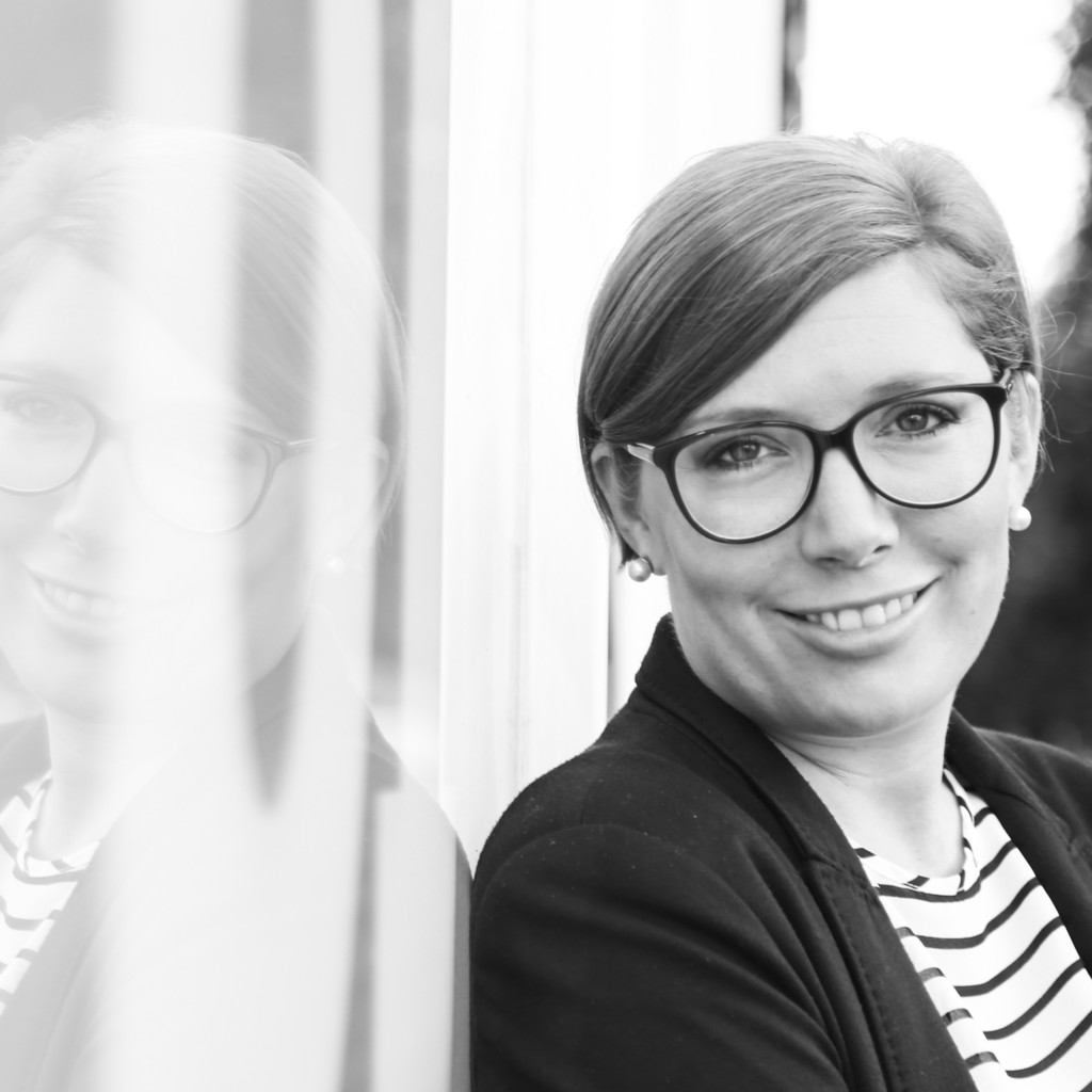 Rebecca Wolf's Instagram, Twitter & Facebook on IDCrawl