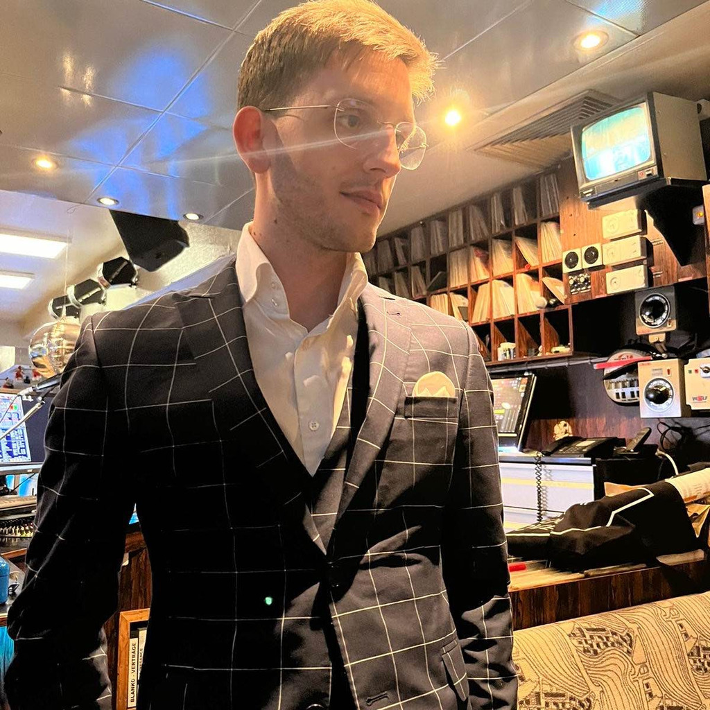 Simon Maximilian Bähner - Junior Consultant - TauRes Gesellschaft für ...