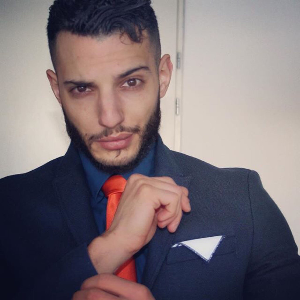 Achraf Lahlou - Graphic designer - Lunar7 | XING