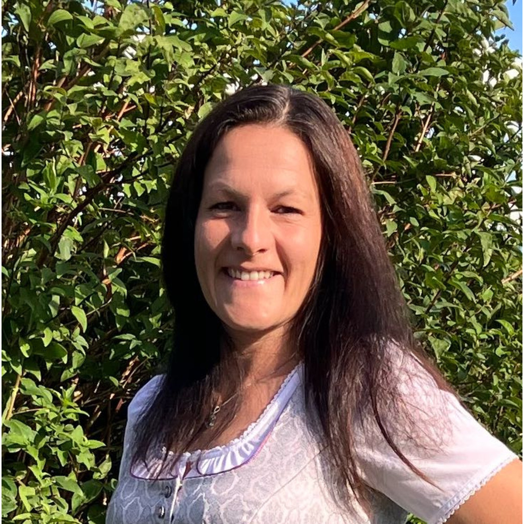 Mandy Aschenbrenner - Finanzbuchhalter - Auto Eder GmbH | XING
