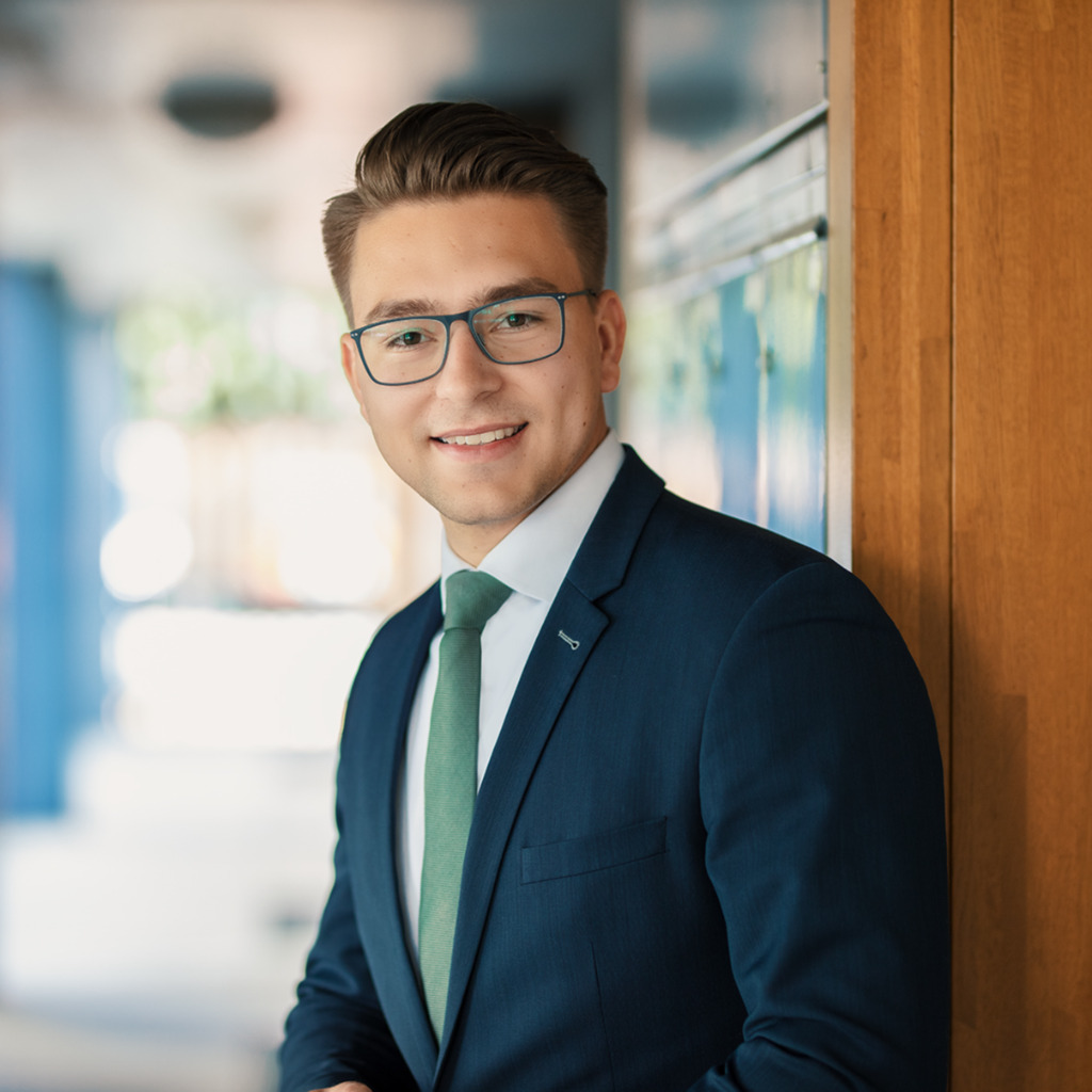 Dipl.-Ing. Kevin Klee - Vertriebsingenieur - KEYENCE DEUTSCHLAND GmbH ...