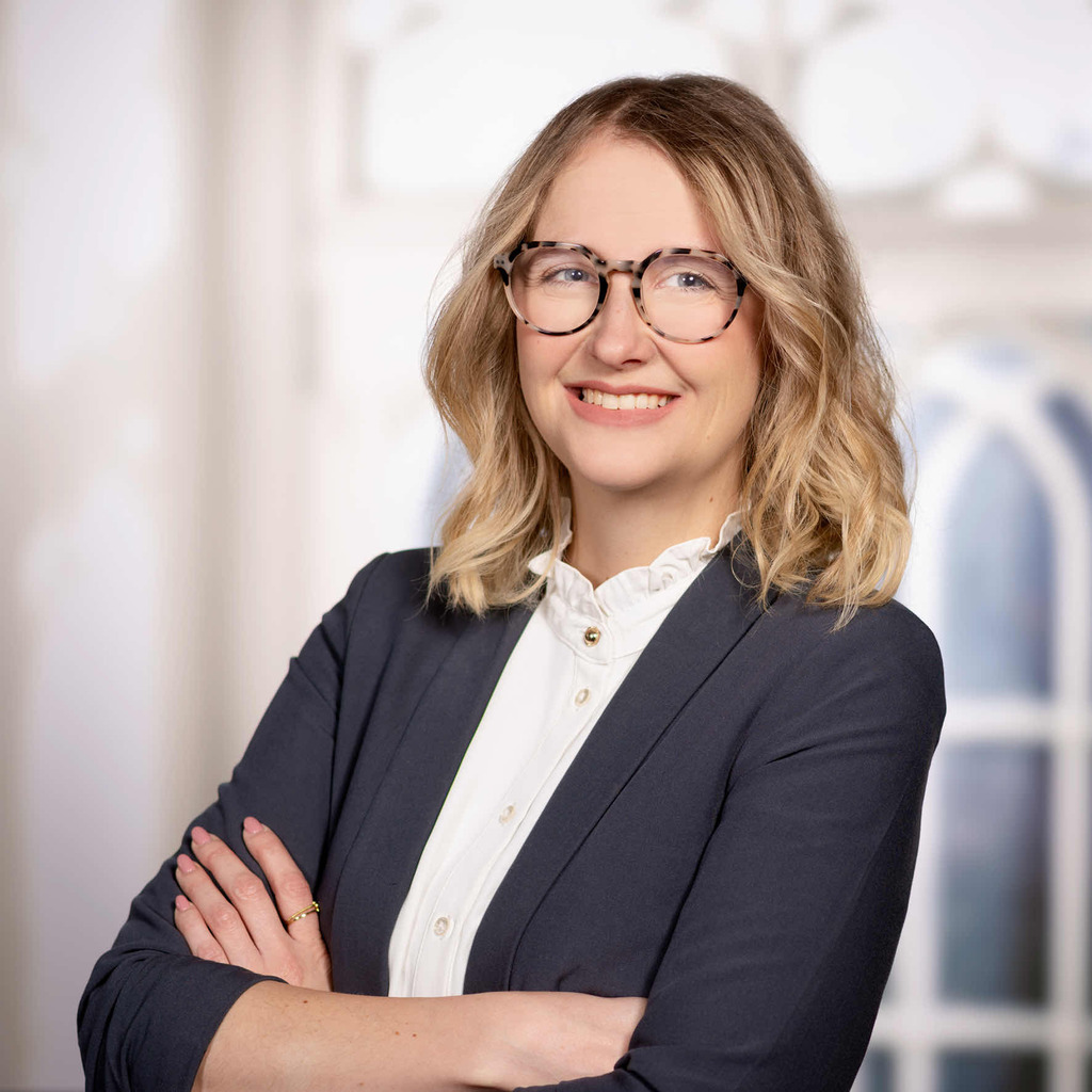 Lisa Bruns - Leitung Marketing - Volksbank Immobilien Niederrhein GmbH ...