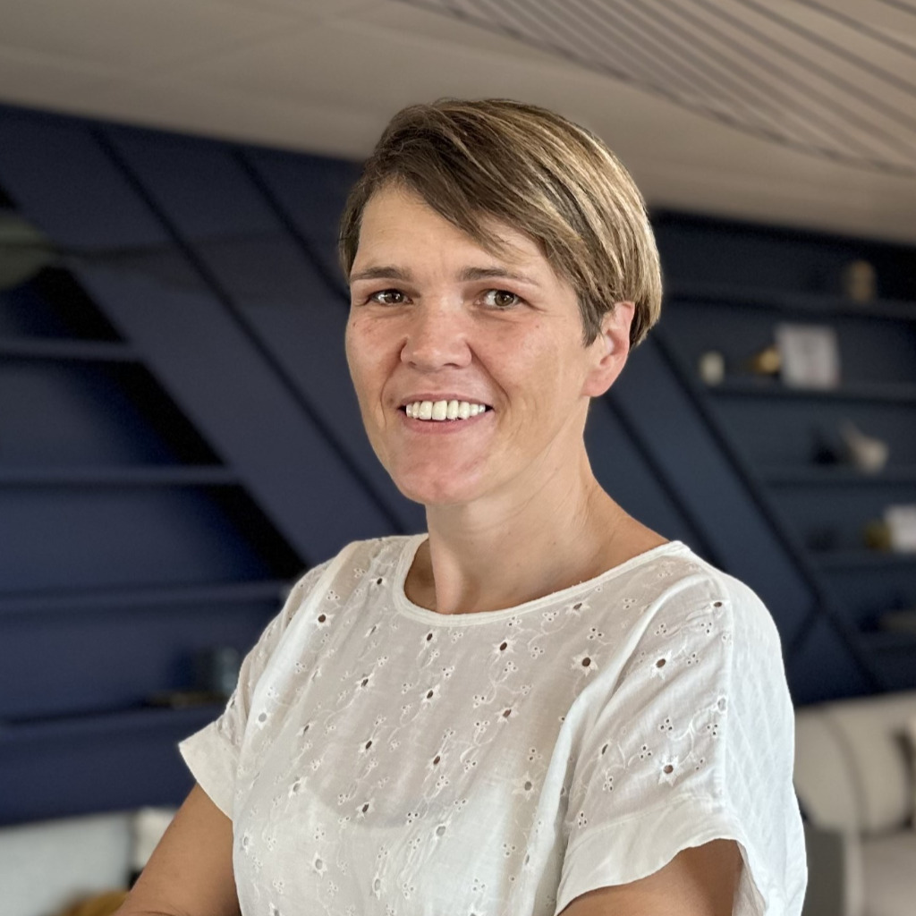 Birgit Wagner - Kaufmännischer Allrounder - Telering | XING