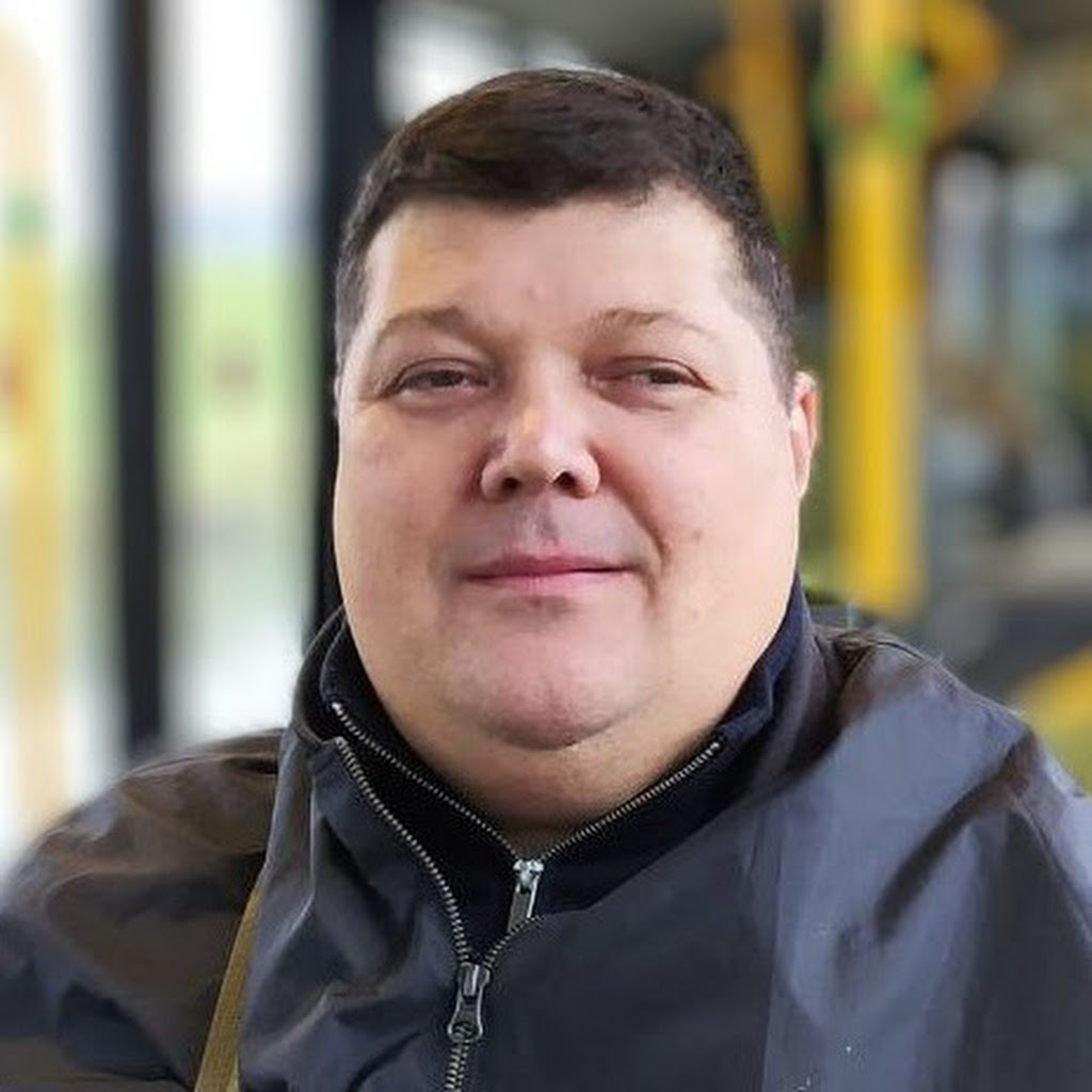 Dipl.-Ing. Denys Kravchenko - Spezialist für IT-Integration und technische Unterstützung - TM ...