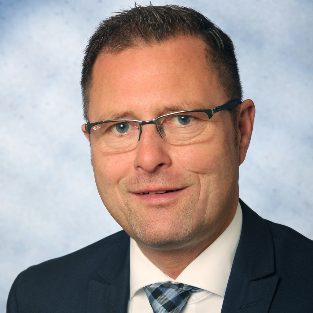 Andreas Wolf - Senior Bankenbetreuer und Regionalleiter Bayern - VR ...