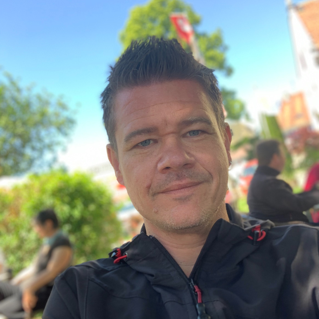 Michael Stricker - IT-Administrator - Landratsamt | XING