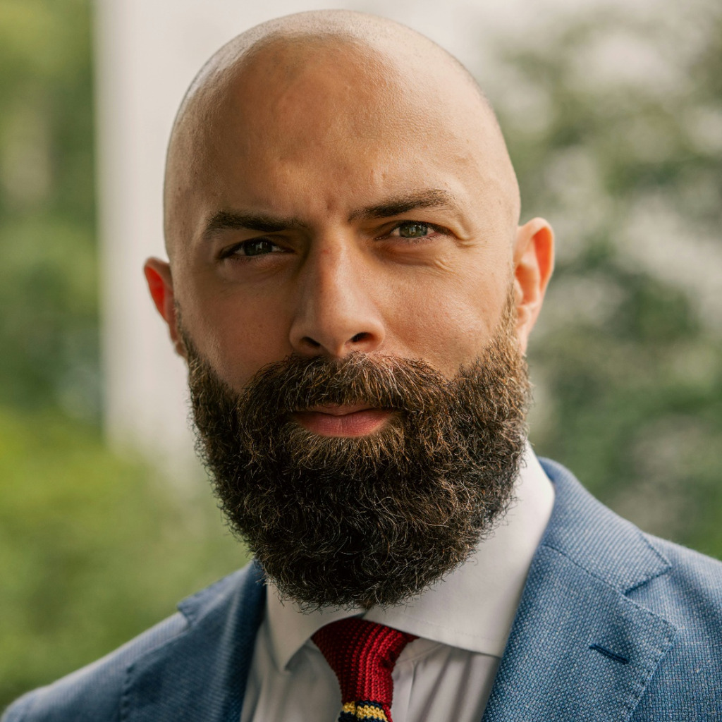 Michael Adams - Senior Sales Executive - FIS | XING