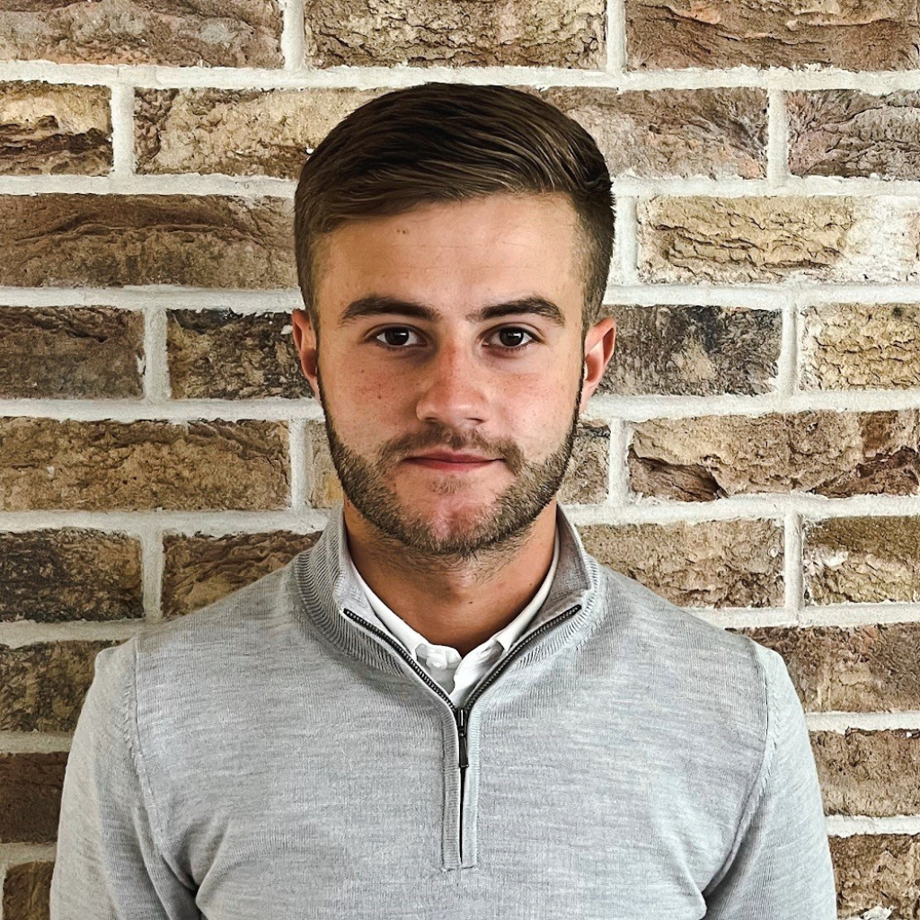 Max Lewis - Associate Client Partner - CLM Search | XING