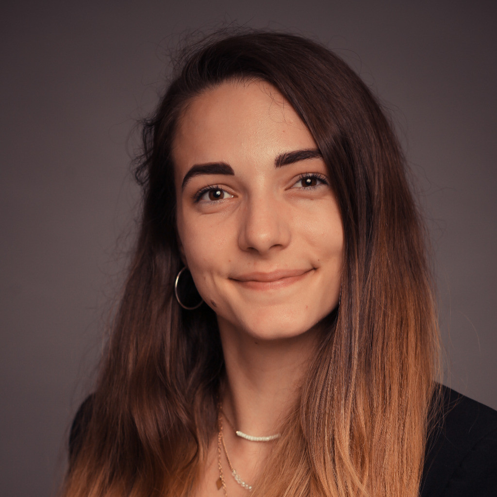 Emma Grabinski - kaufmännische Sachbearbeiterin - Serverhero GmbH | XING