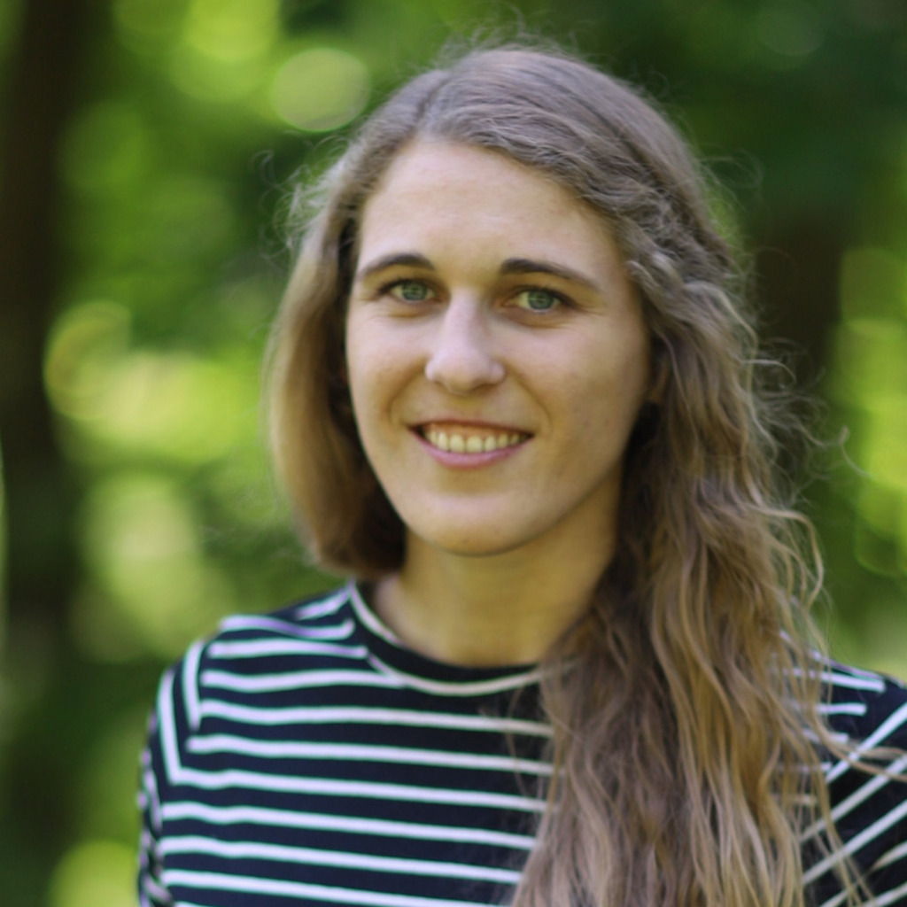 Anna Riedl - Koordination Produktmanagement Jugend - bfz gGmbH | XING