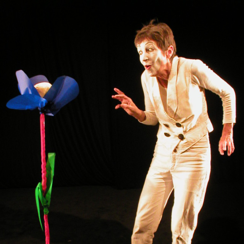 Isabelle Schweitzer - Pantomimin - Ellenhaus-Theater | XING Isabelle Schweitzer - Pantomimin - Ellenhaus-Theater | XING