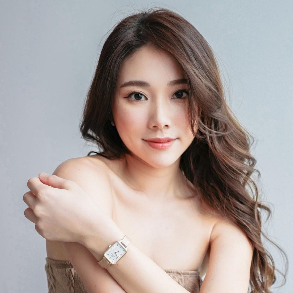 Anne Chen - Hongqun Studio Owner - Hongqun Fashion Design Studio | XING