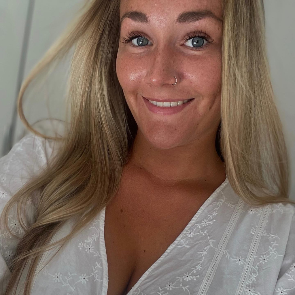 Lynn Rolf - exam. Gesundheits- und Krankenpflegerin - WIRMED GmbH | XING