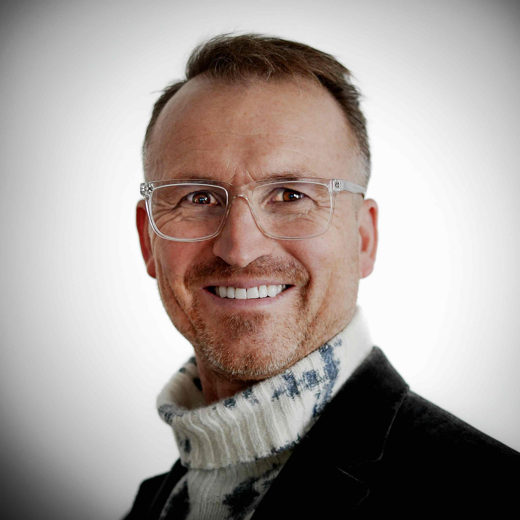 Stefan Löhmann - Group Sales Director - Halo Technology, an Amphenol ...