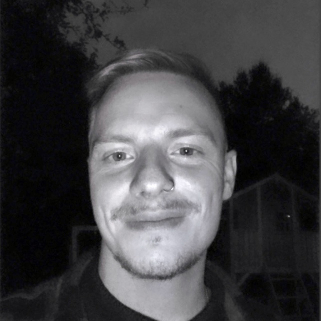 Ian Schöbe - Assistant Store Manager - Foot Locker Europe.com | XING