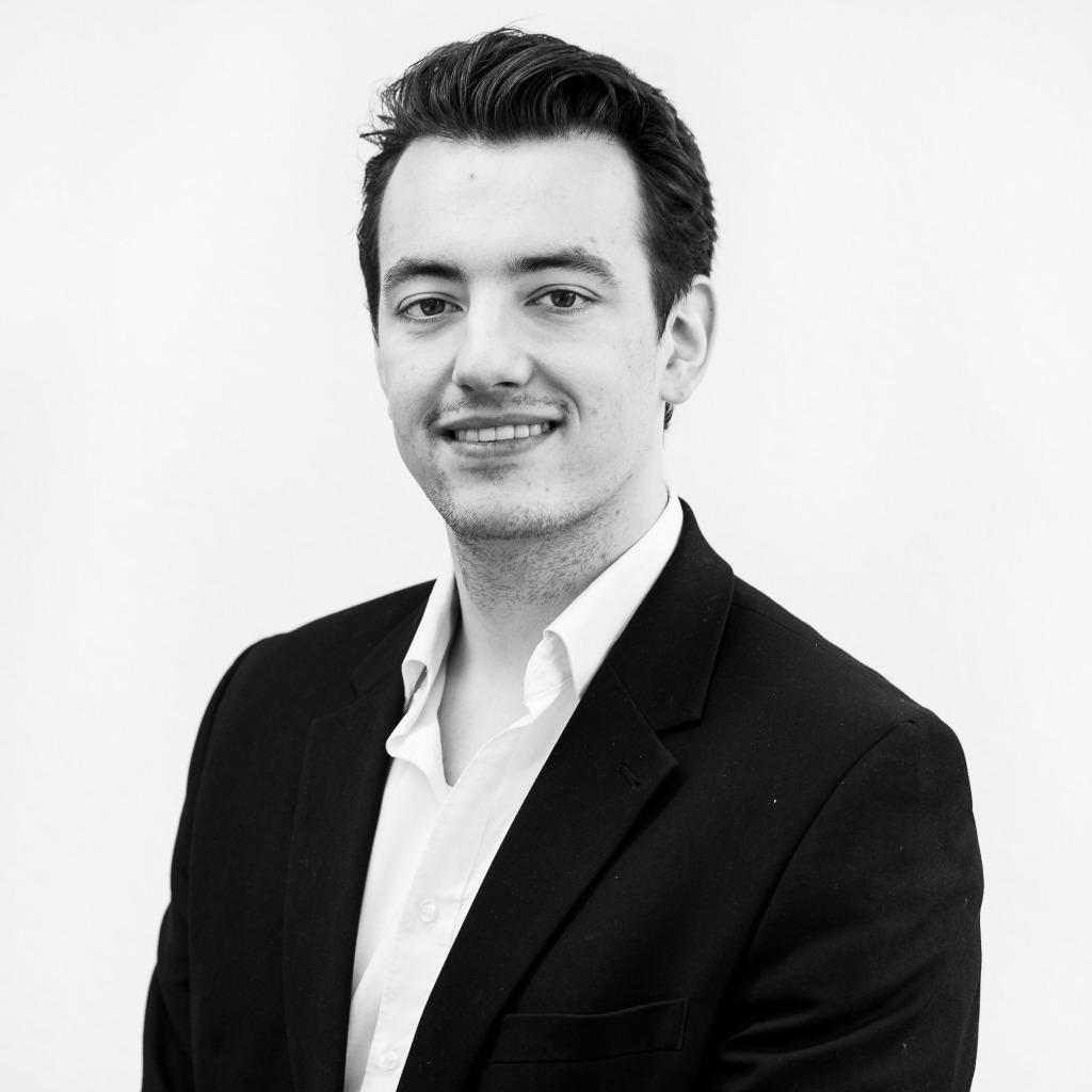 Marius Vogel - Community Manager - ONE HIRING | XING