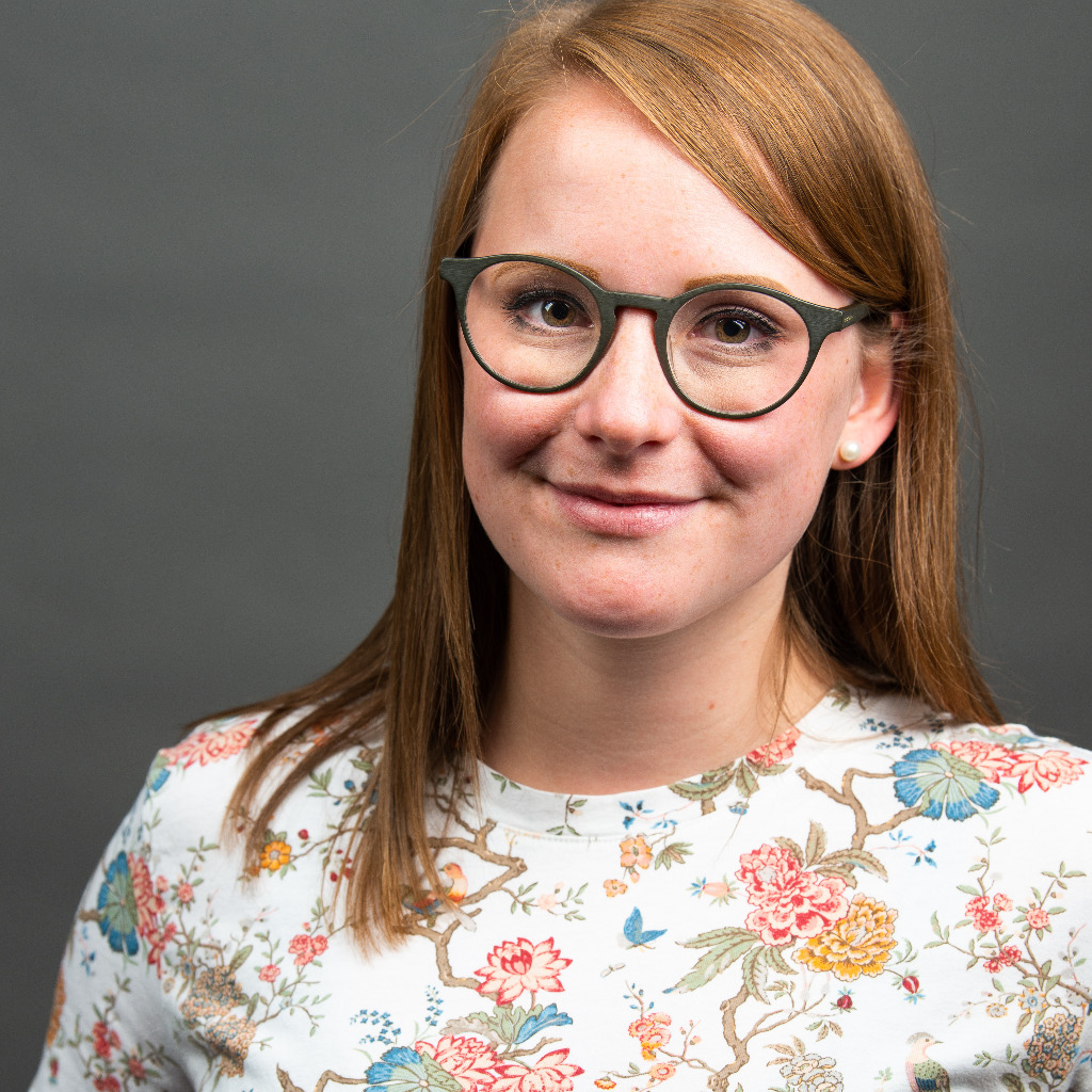 Anna Nikol - Team-und Projektmanagement, Schwerpunkt Knowledge ...