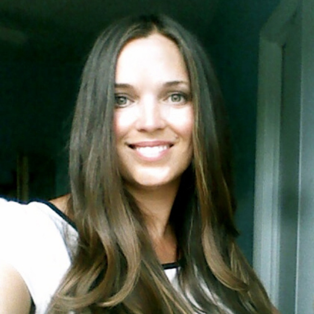 Isabelle Londji - Special Events & Sales Manager - Perez Art Musem ...