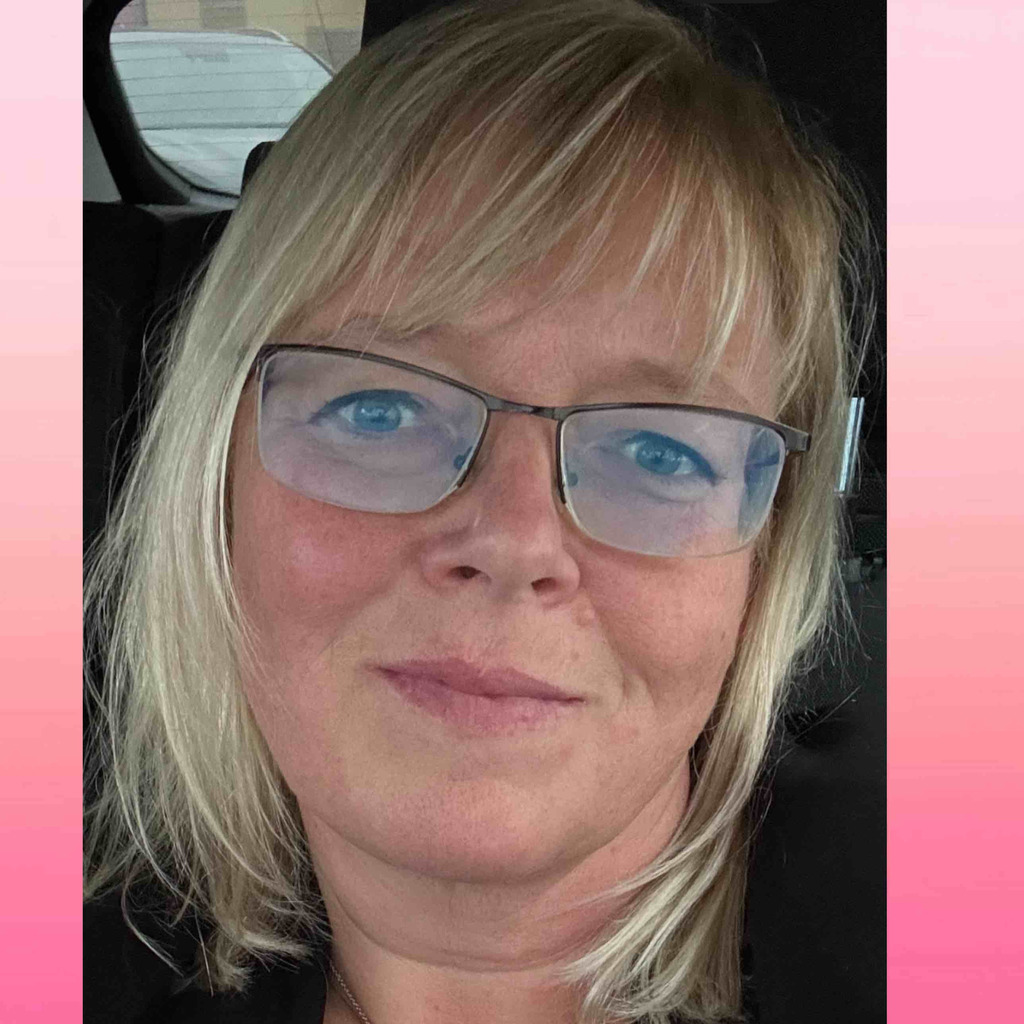 Andrea Ruppel - Executive Assistant - Magna Electronics Europe GmbH ...