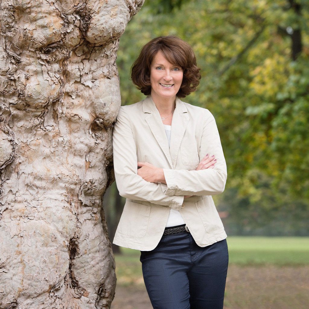 Iris Thiel - Business Coach + Trainerin - HORIZONTE Coaching & Training | XING