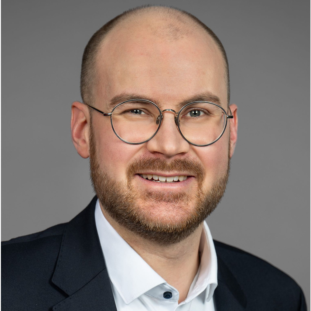 Alexander Hartwig - Abteilungsdirektor - Specialist International ...