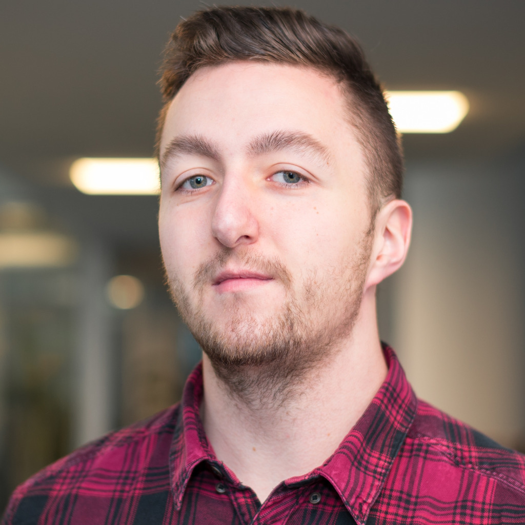 Alexander Jost - Business Administration - FOM Hochschule für Oekonomie ...