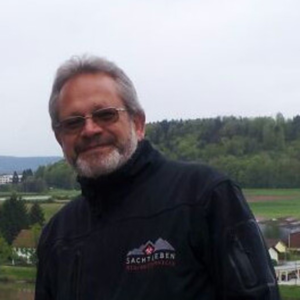 Dr. Michael Neumann - Unabhängiger Berater - Natural Resources ...