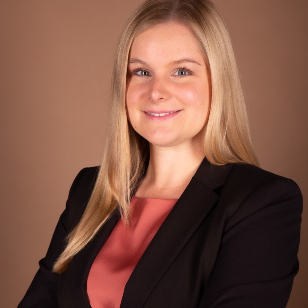 Jessica Escher - Mitarbeiterin IT Service Desk - Debeka | XING