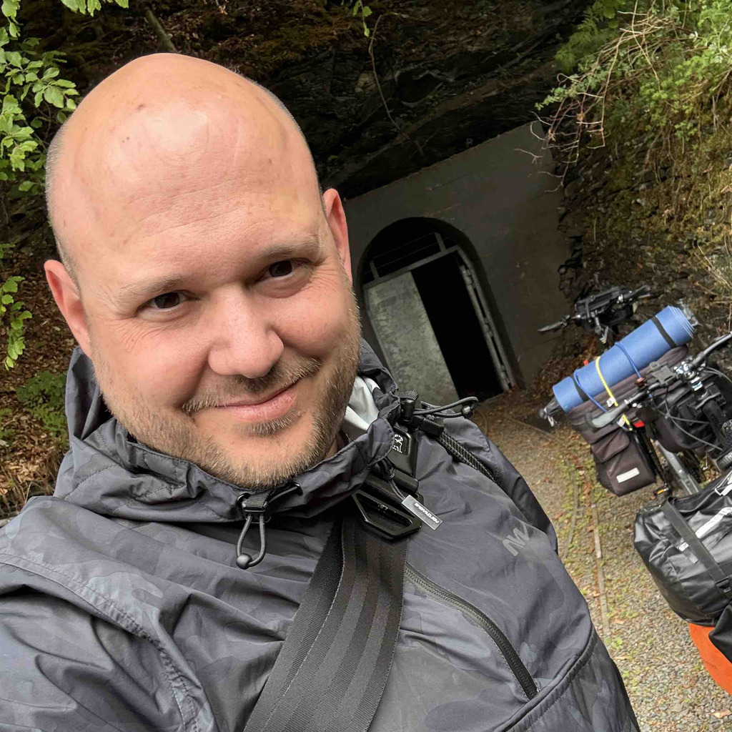 Benjamin Oppat - Regionalleiter Hörakustik - Fielmann Group AG | XING