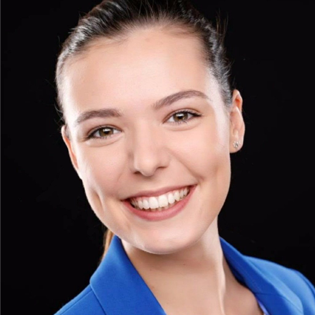 Carolin Brinker - Junior Merchandise Manager - ABOUT YOU Holding SE | XING